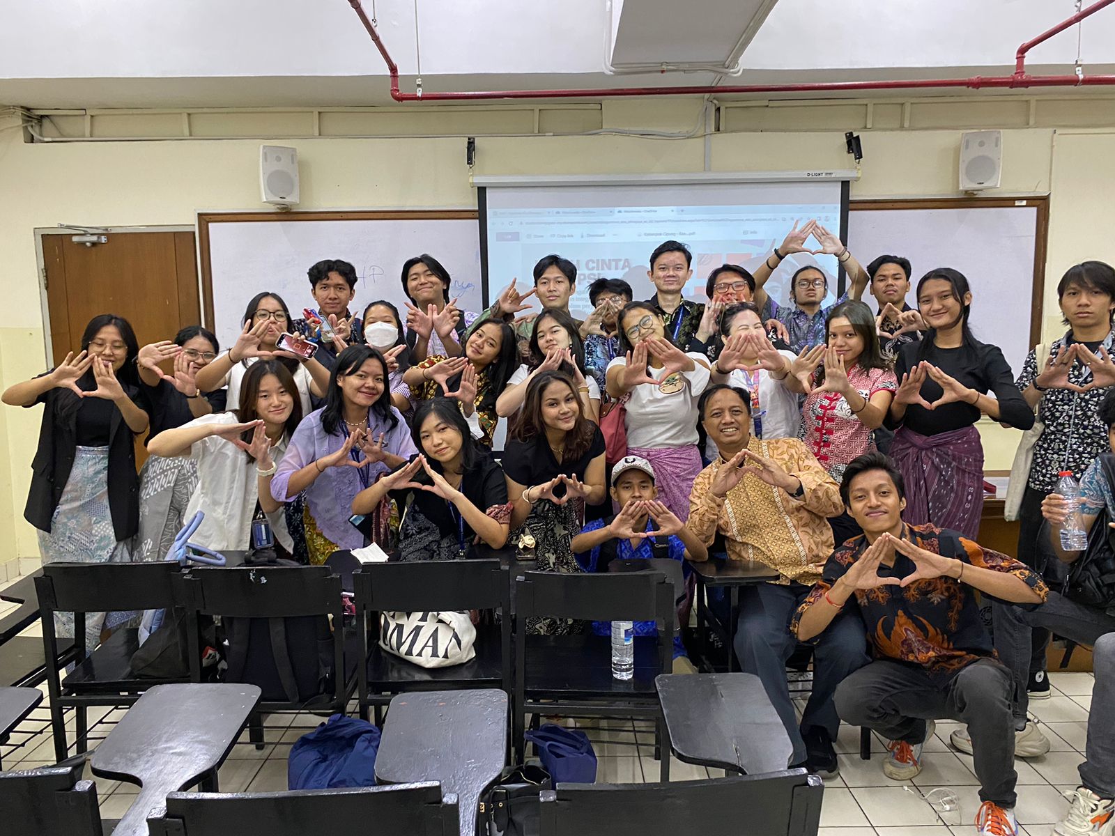 Selamat Hari Batik Nasional – jojoraharjo.com